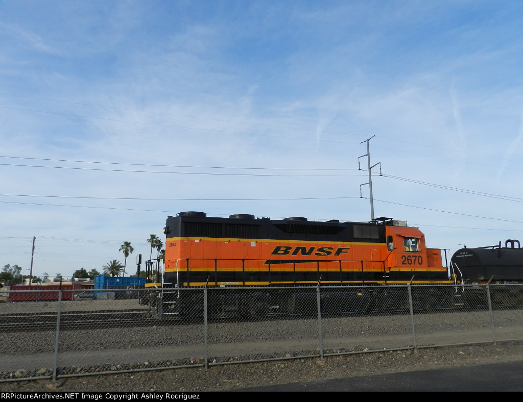 BNSF 2670